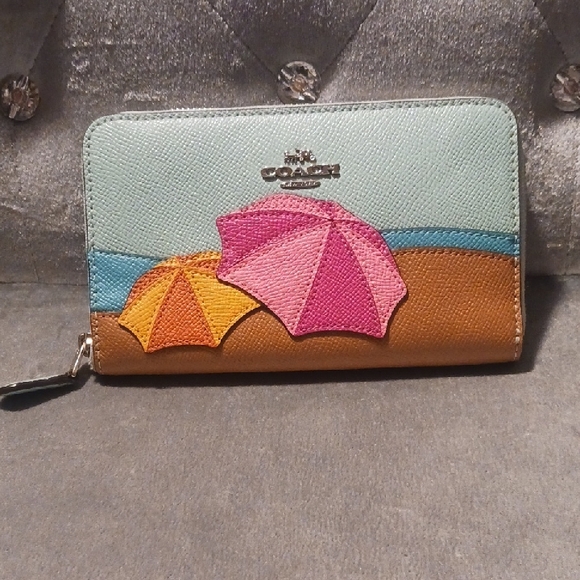 Coach | Bags | Coach Beach Scene Wallet | Poshmark